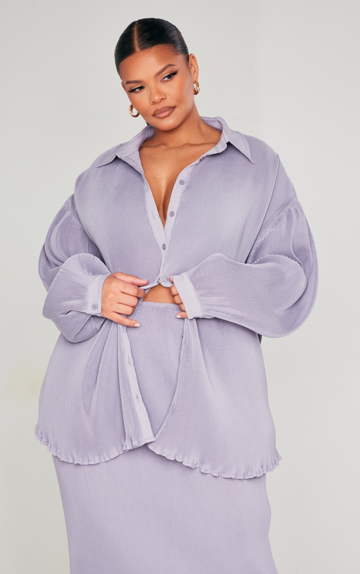 Plus Light Grey Plisse Button Front Oversized Shirt | PrettyLittleThing IE