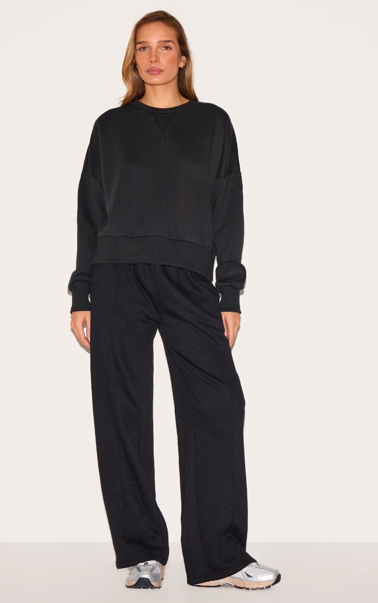Black Boxy Basic Sweatshirt | Athleisure | PLT