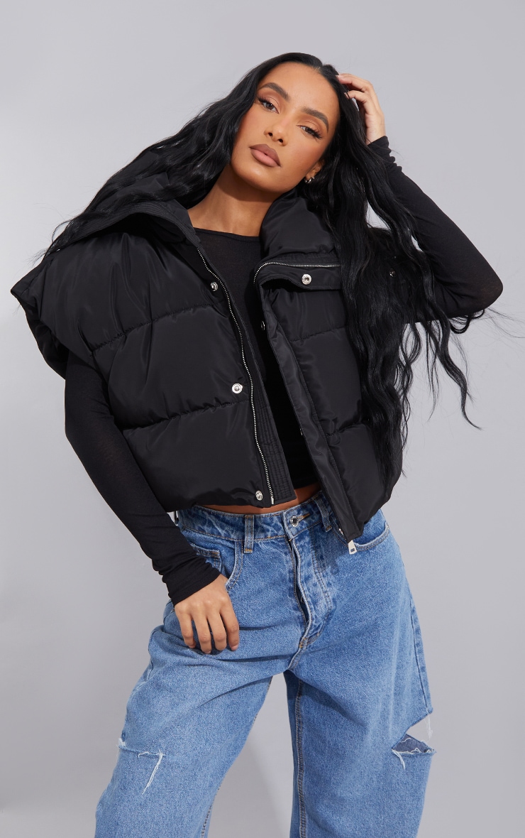 Black Oversized Collar Boxy Vest | Outerwear | PrettyLittleThing USA