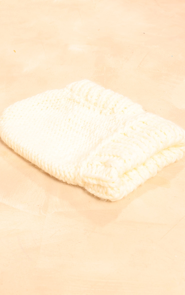 Cream Chunky Knit Snood | Accessories | PrettyLittleThing USA