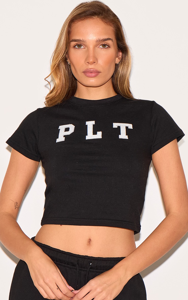 PRETTYLITTLETHING Black Fitted T Shirt | Athleisure | PLT