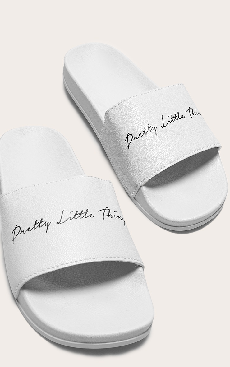 PRETTYLITTLETHING White Sliders | Footwear | PLT