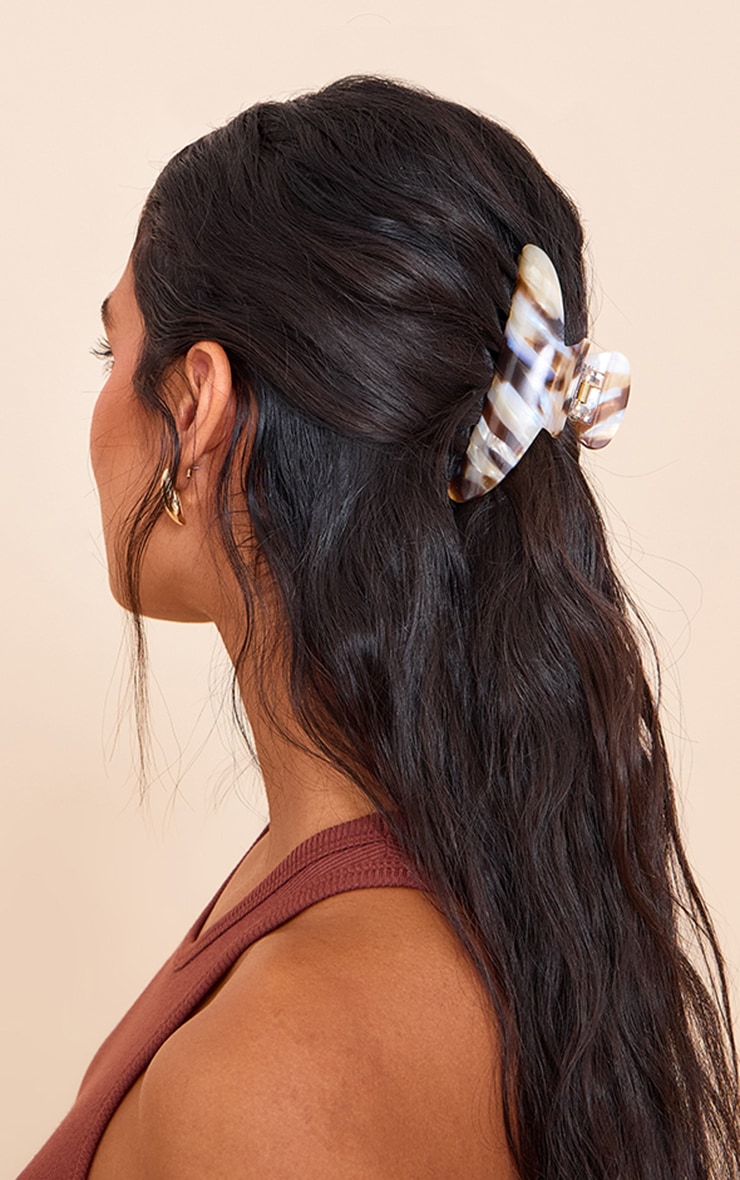 Pale Zebra Hair Claw Clip | Accessories | PrettyLittleThing USA