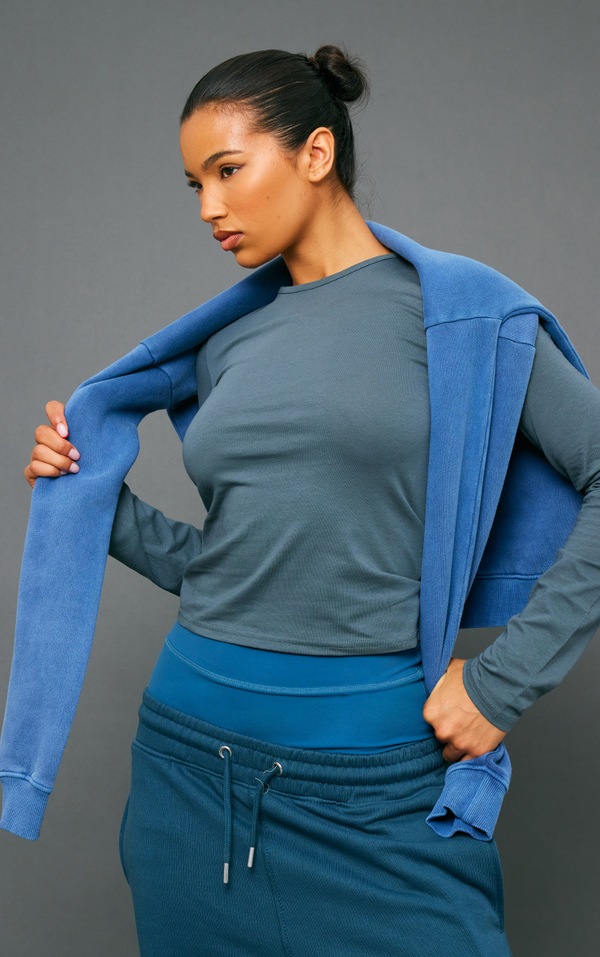 Basic Clothing | Wardrobe Essentials | PrettyLittleThing AUS