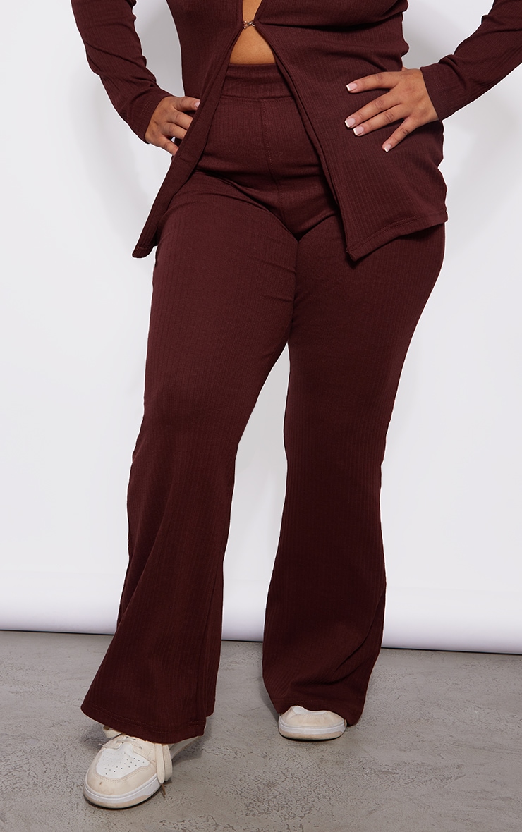 Plus Chocolate Thick Rib Flared Pants | Plus Size | PrettyLittleThing AUS