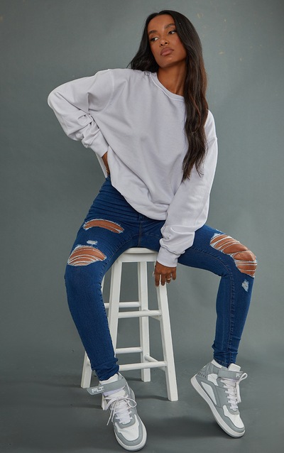 Ripped Jeans | Distressed Jeans | PrettyLittleThing USA