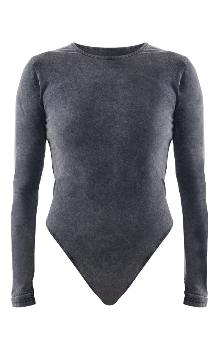 Body gris anthracite délavé à manches longues | PrettyLittleThing FR