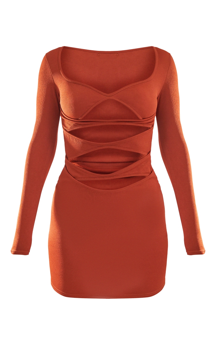 Robe moulante rouille à découpes et manches longues | PrettyLittleThing FR