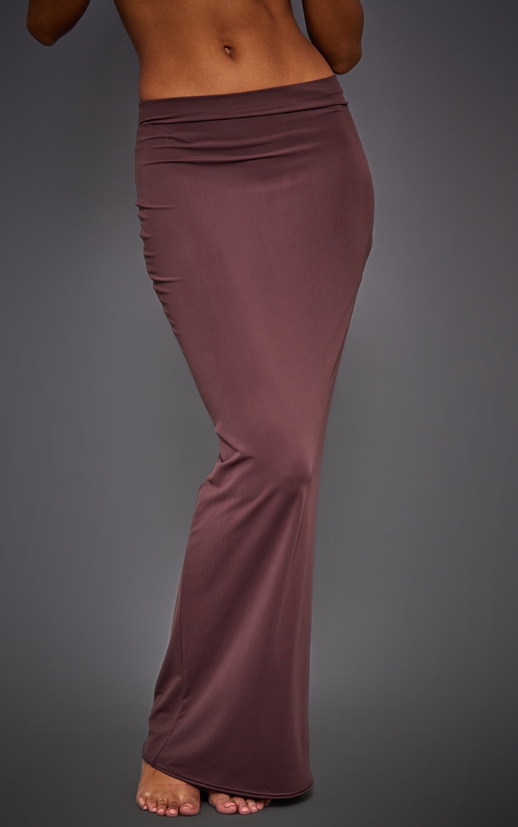 Jupe longue espresso Sculpt mat | PrettyLittleThing FR