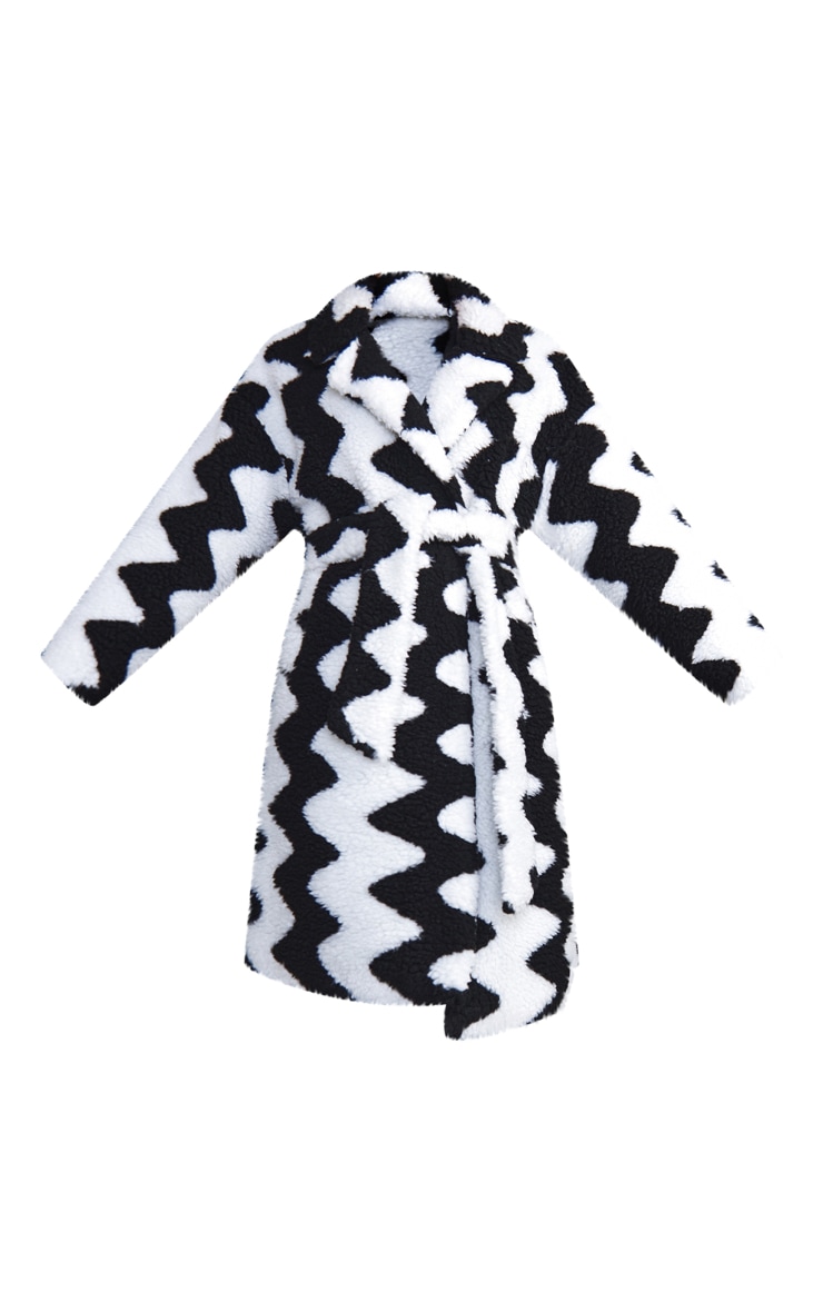 Monochrome Wave Print Borg Coat | Outerwear | PrettyLittleThing USA
