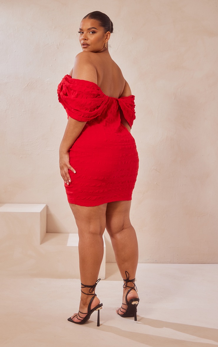 Plus Red Textured V Bar Bodycon Dress | Plus Size | PrettyLittleThing USA