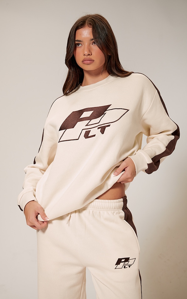 Page 3: New In Fashion Trends | Women's Clothing | PrettyLittleThing