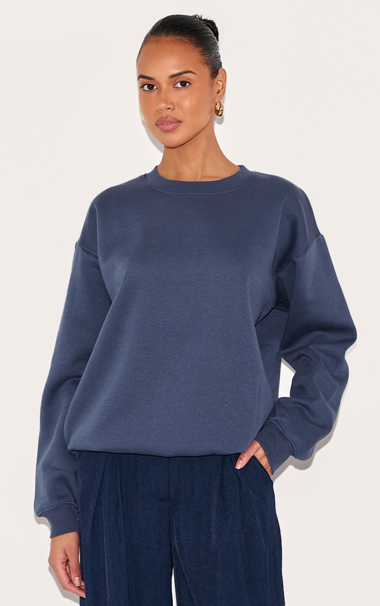 Women's Oversized Sweatshirts | PrettyLittleThing