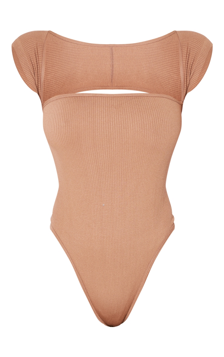 Petite Brown Rib Cut Out Short Sleeve Bodysuit | PrettyLittleThing
