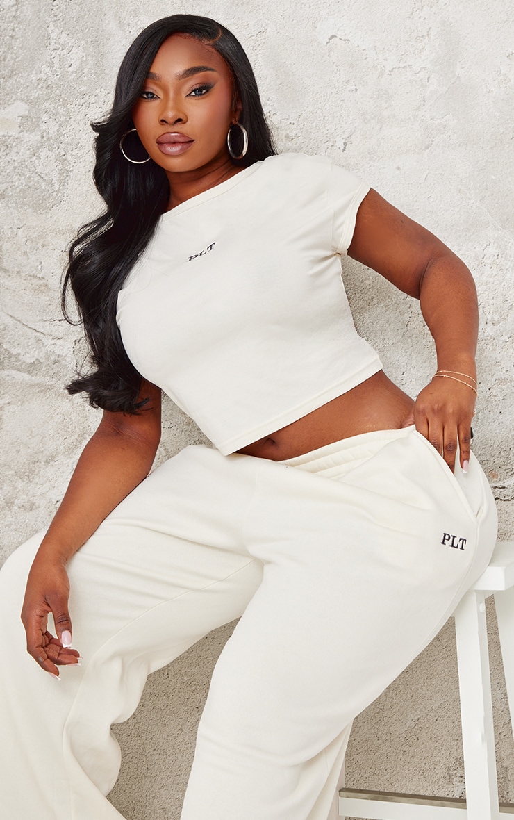 PLT Plus T-shirt Ajusté Crème À Broderie Contrastante Et Mancherons | Plus Size ...