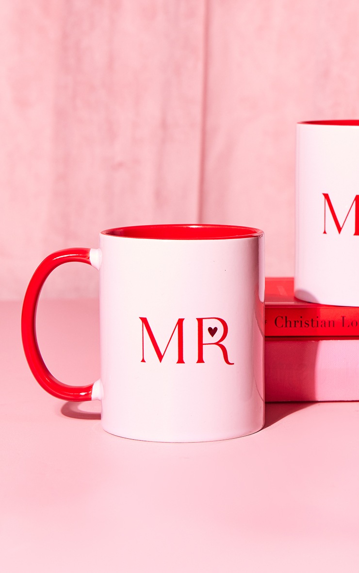 Red Handled Mr Mug | Accessories | PrettyLittleThing QA