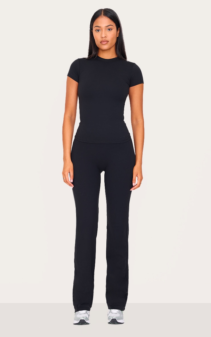 Tall Women's Clothing | Tall Clothing | PrettyLittleThing