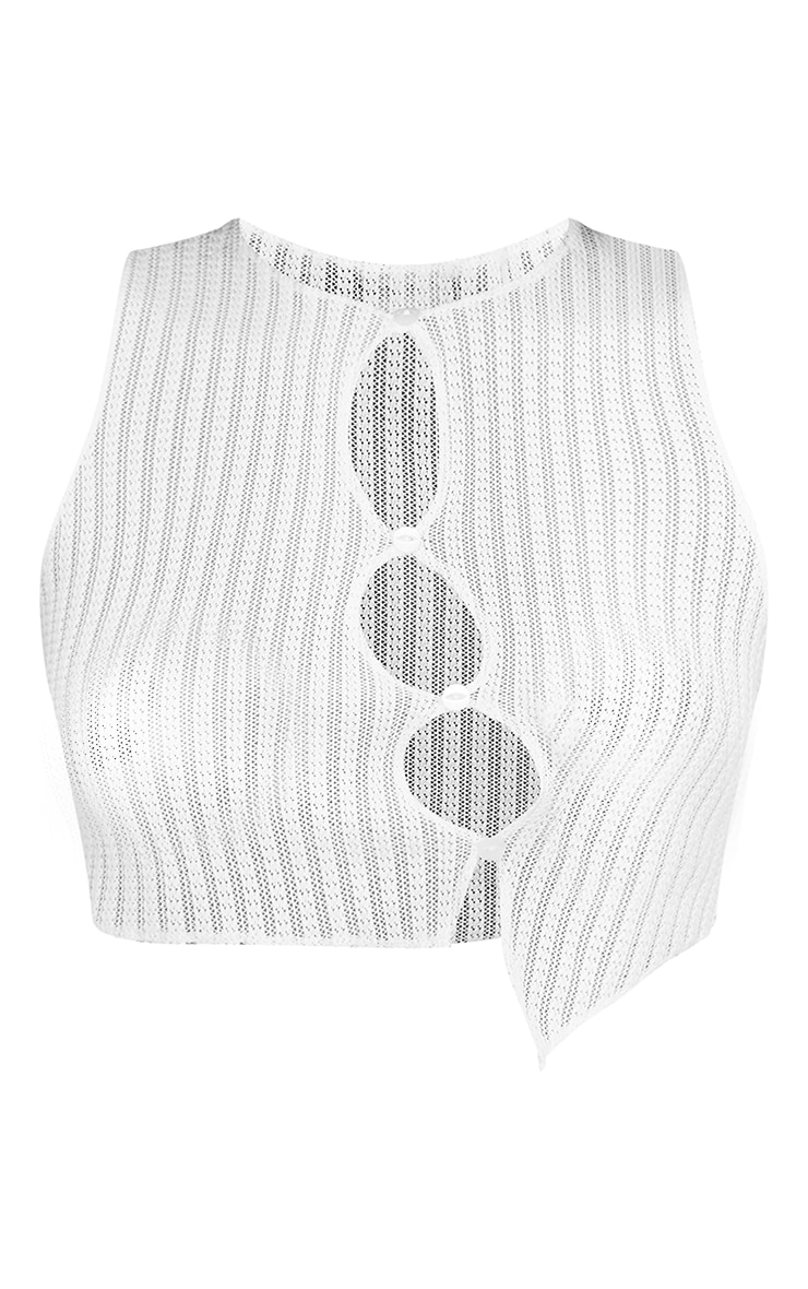 White Textured Cut Out Button Crop Top | PrettyLittleThing KSA