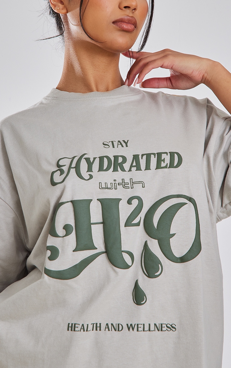 Stone Stay Hydrated Print T Shirt | Tops | PrettyLittleThing USA