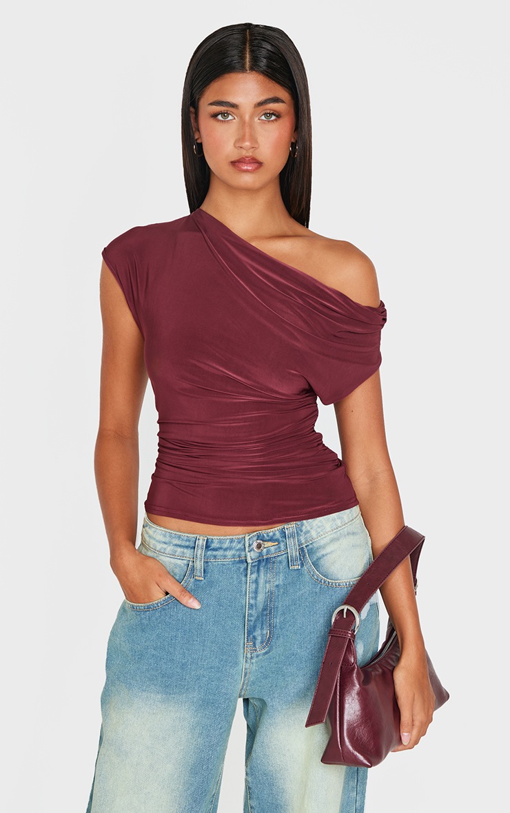 Off The Shoulder Tops | Cold Shoulder Tops | PrettyLittleThing