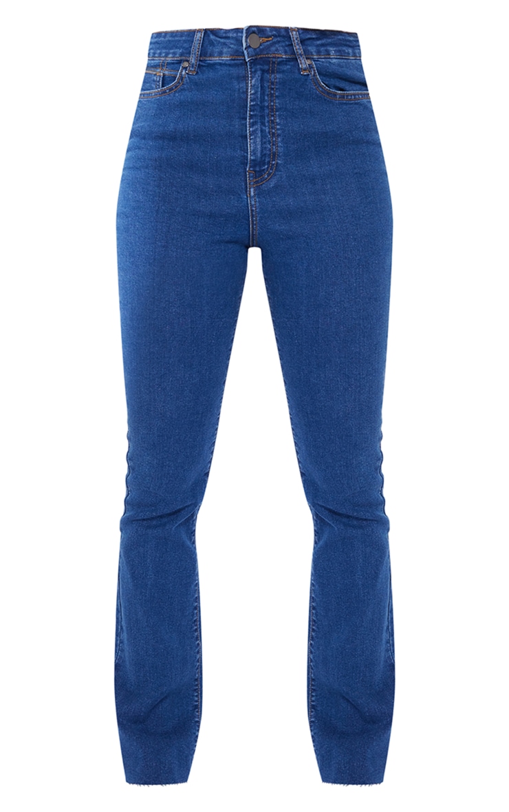 Jean slim évasé bleu foncé 5 poches à ourlet élimé | PrettyLittleThing FR