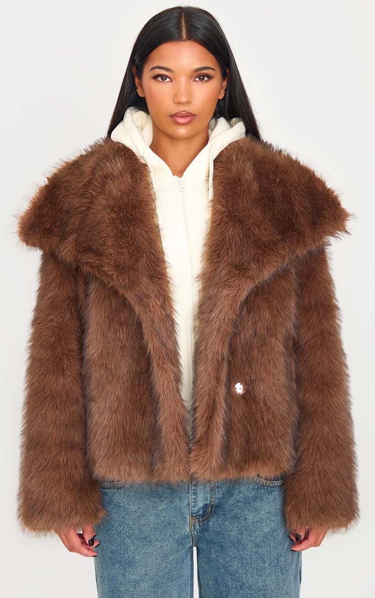 Chocolate Oversized Faux Fur Coat | Outerwear | PrettyLittleThing CA