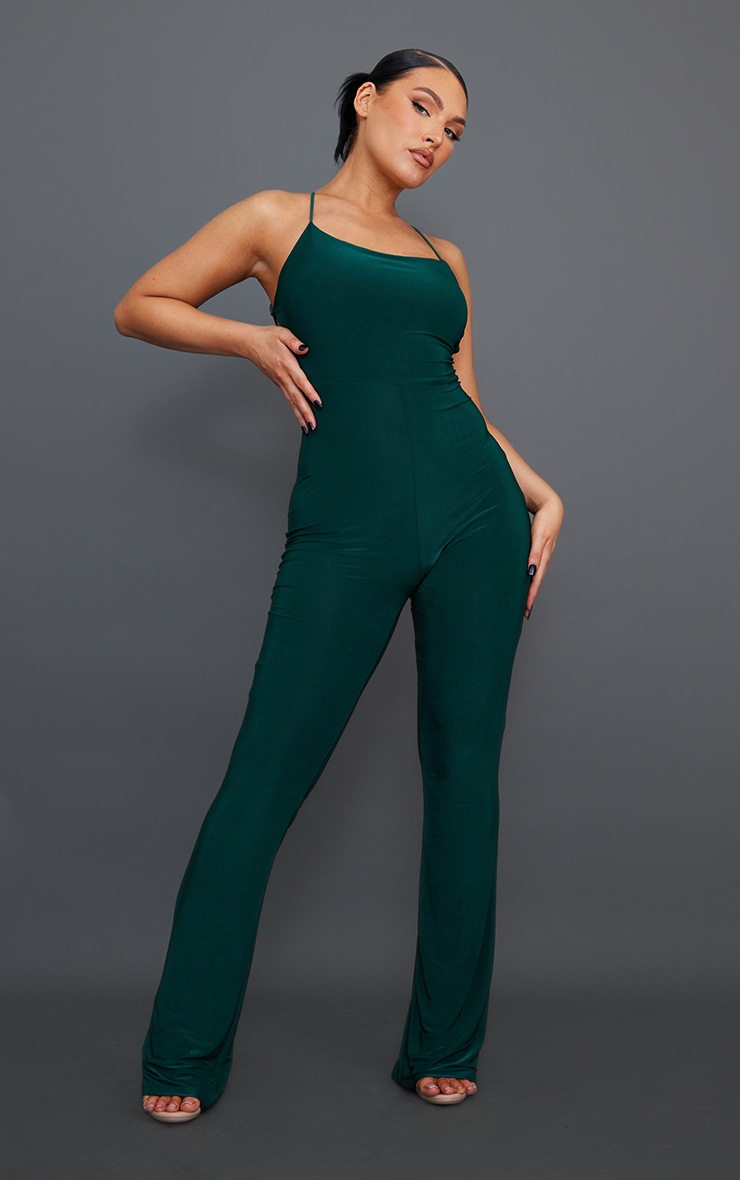 Combinaison moulante flare vert forêt lacée dos | PrettyLittleThing FR