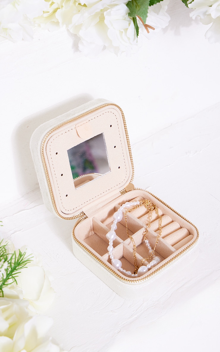 Cream Velvet Jewellery Box | Accessories | PrettyLittleThing AUS