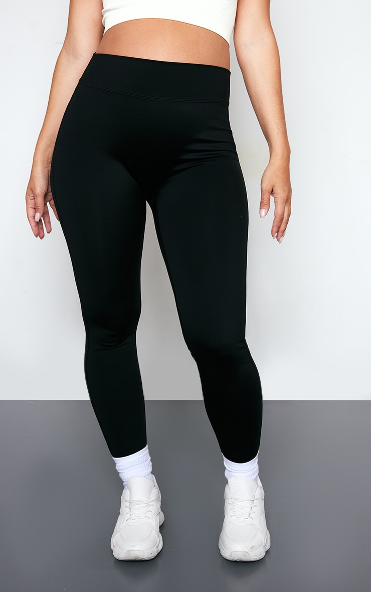 Maternity Black Sculpt Luxe Matte Leggings | PrettyLittleThing CA