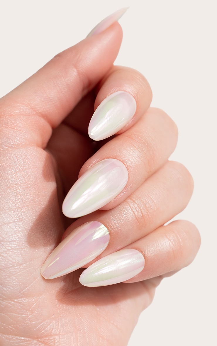 Nail Hq Almond Pearl Glaze Nails | Beauty | PLT