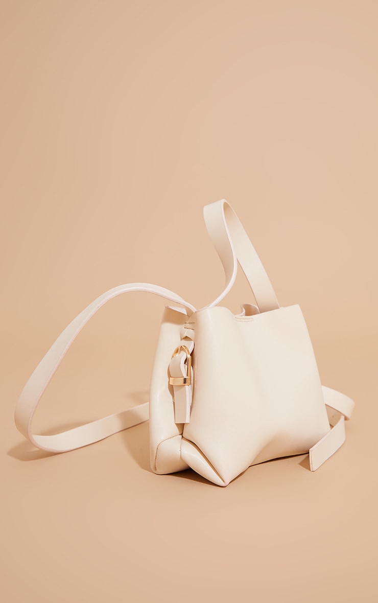 Cream Squared Bucket Cross Body Bag | PrettyLittleThing USA