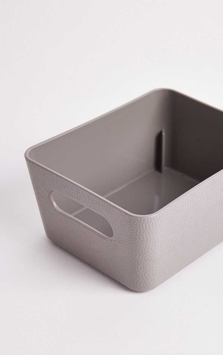 Light Grey Set Of 4 Textured Storage Baskets | PrettyLittleThing AUS