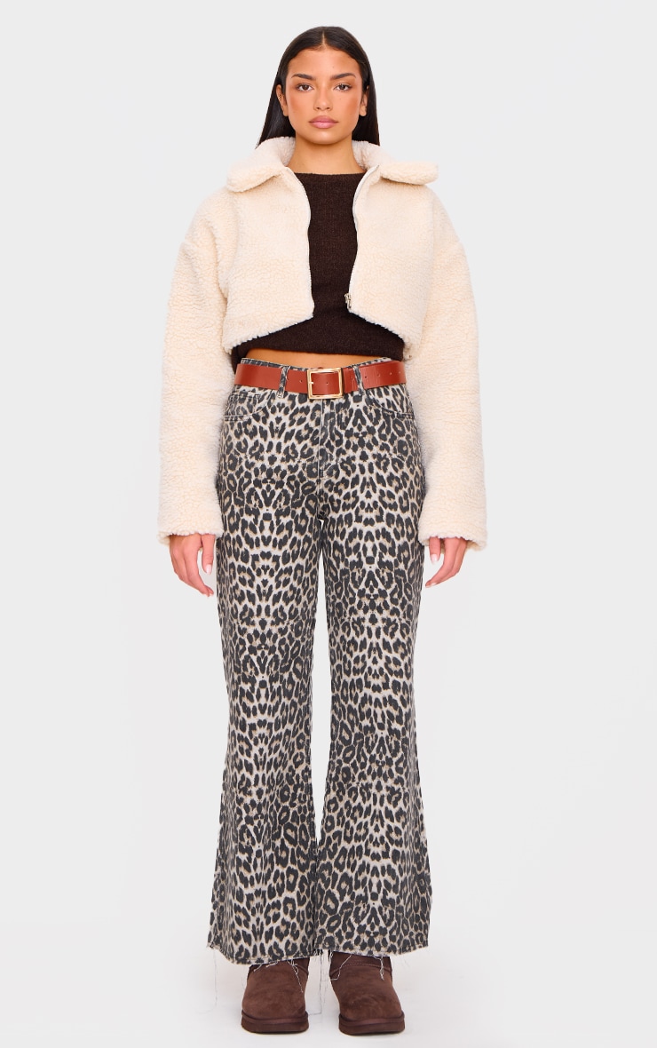 Cream Cropped Borg Zip Up Jacket | Outerwear | PrettyLittleThing USA