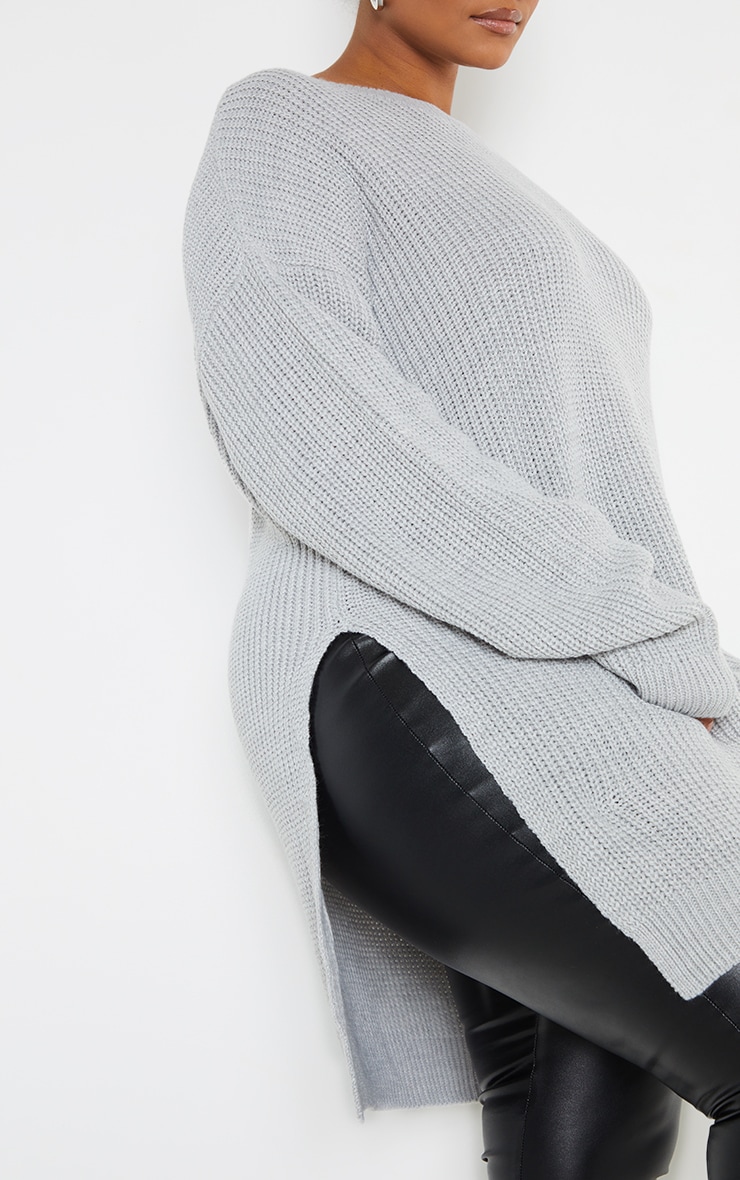 Plus Grey Round Neck Side Split Jumper | PrettyLittleThing AUS