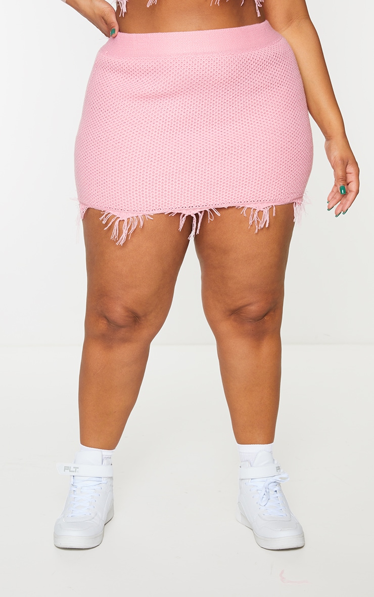 Plus Pink Raw Hem Knit Skirt | Plus Size | PrettyLittleThing USA