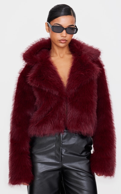 Red coats | PrettyLittleThing