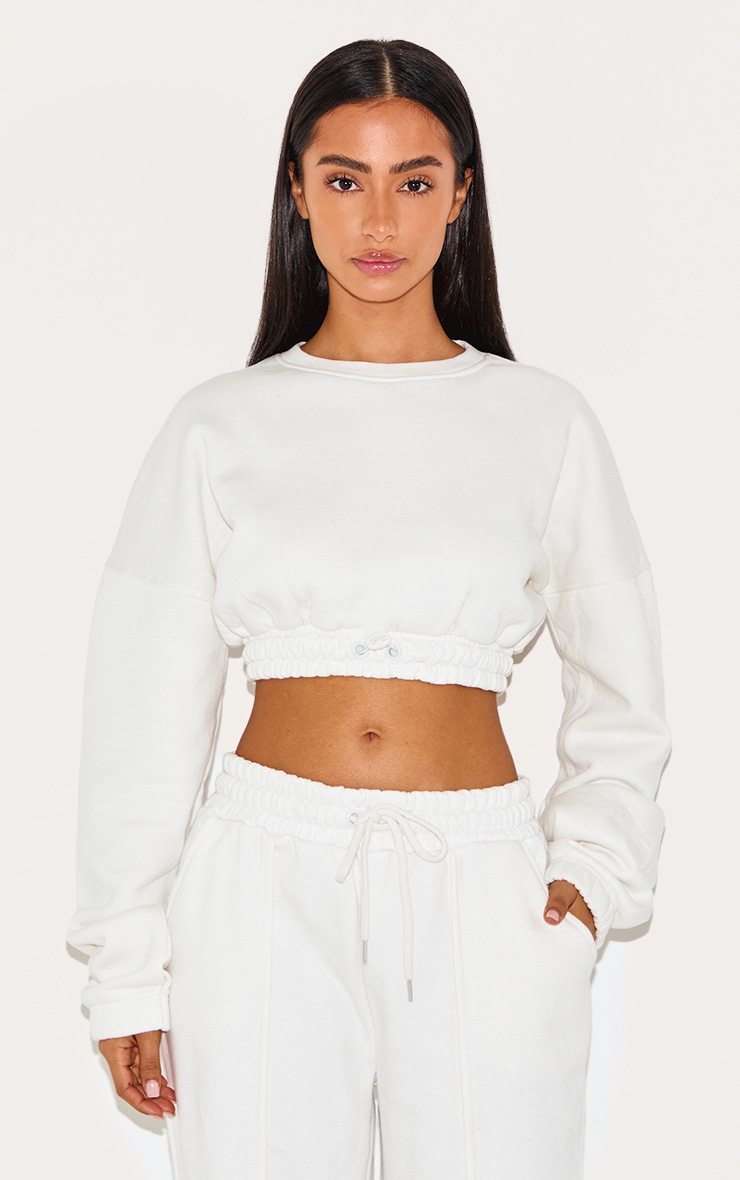 Women's Cropped Sweatshirts | PrettyLittleThing