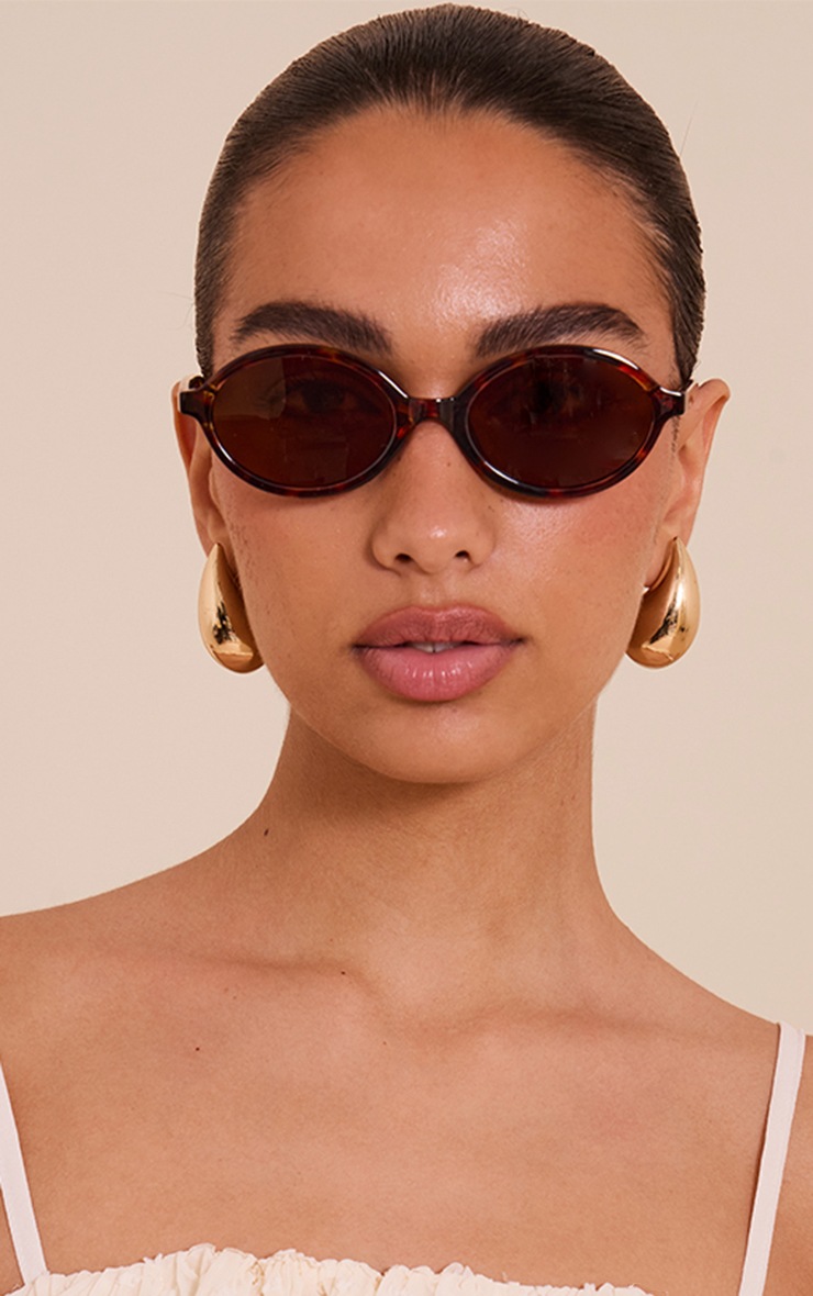 Tortoiseshell Round Lens Sunglasses | Accessories | PrettyLittleThing USA
