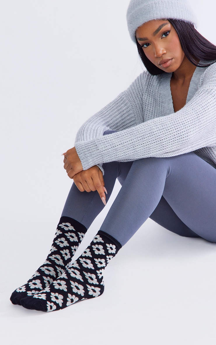 Monochrome Contrast Daisy 2 Pack Socks | Accessories | PLT