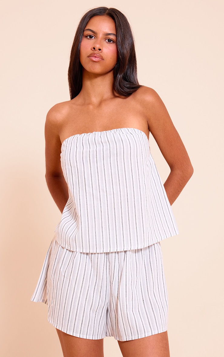 Petite Grey Stripe Flowy Shorts | Petite | PrettyLittleThing AUS