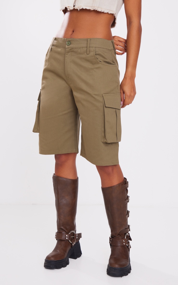 Khaki Oversized Cargo Long Shorts | Bottoms | PrettyLittleThing