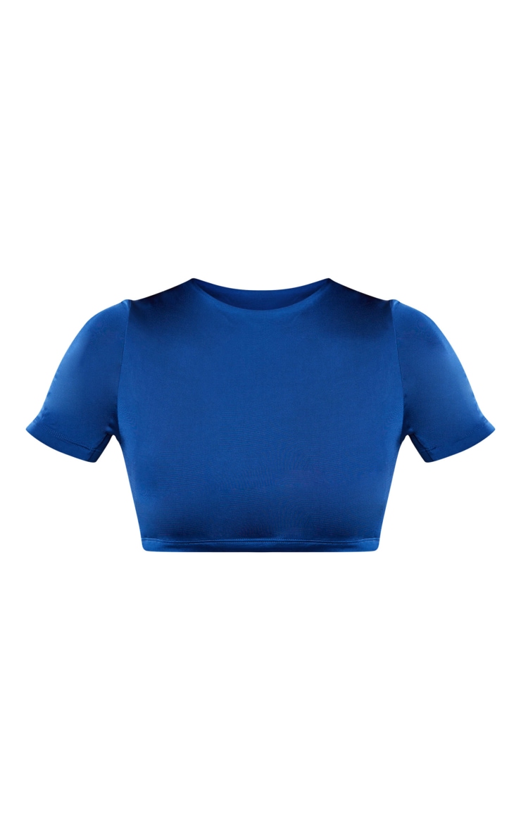 Crop top moulant bleu marine à manches courtes | PrettyLittleThing FR