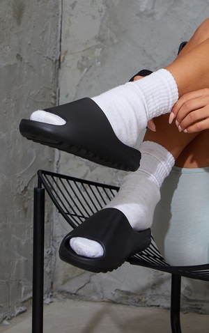 Black Rubber Ribbed Sole Sliders | Footwear | PrettyLittleThing