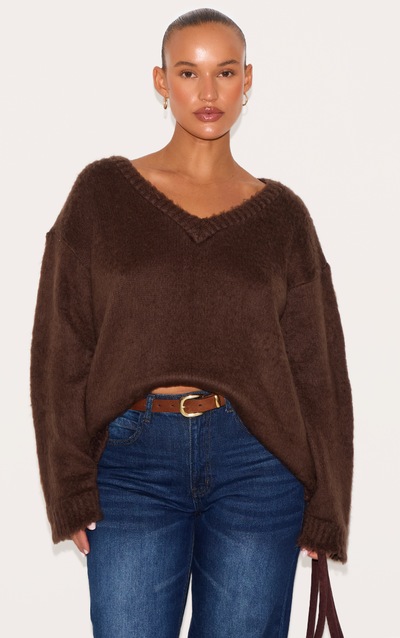 Plus Chocolate Slouchy V Neck Eyelash Knit Jumper | Plus Size | PLT
