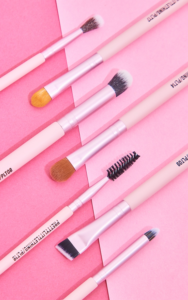 Plt Petite Detailing Diffuser Eye Brush Plt15 | PrettyLittleThing AUS