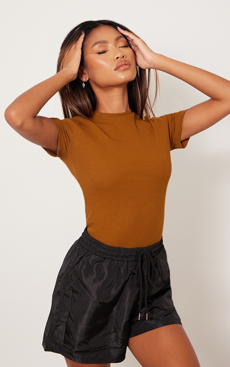 Camel Rib Short Sleeve T Shirt | Tops | PrettyLittleThing CA