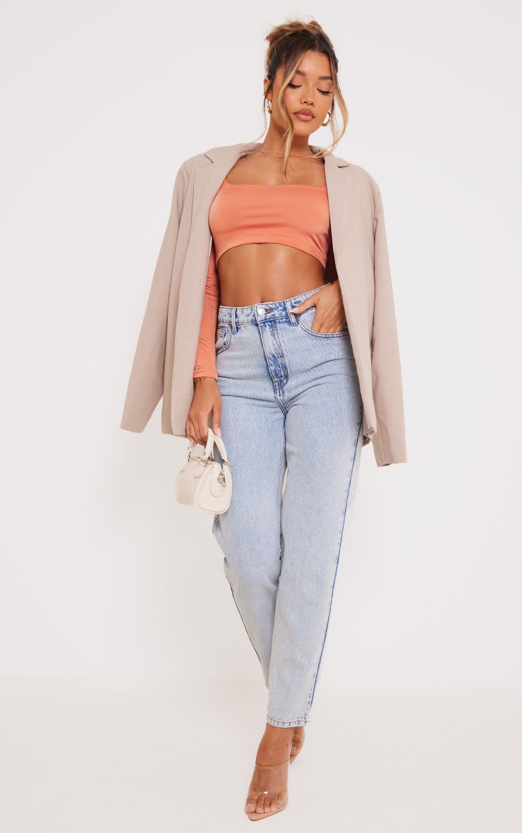 Crop top rouille moulant à col carré | PrettyLittleThing FR