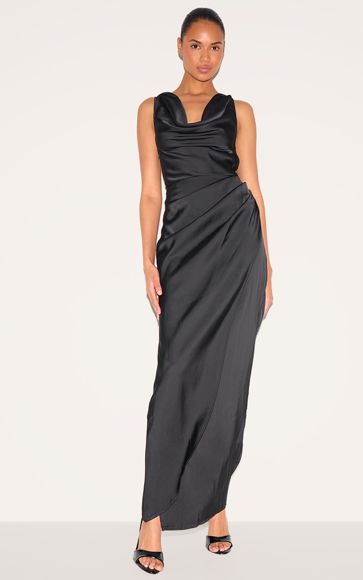 Graduation Dresses | Grad Ball Dresses | PrettyLittleThing