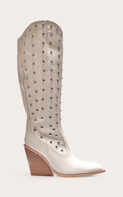 Cream Boots | PrettyLittleThing