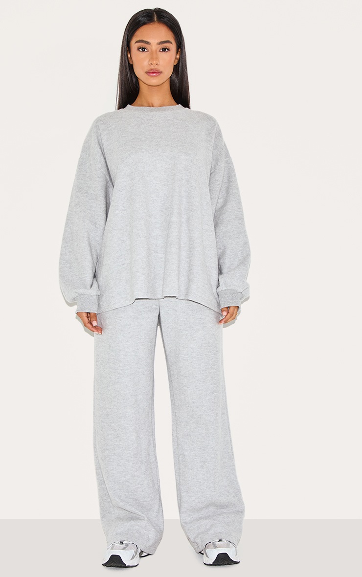 Women's Petite Tracksuits | PrettyLittleThing